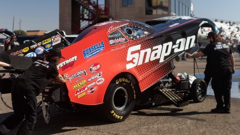 Snap-on Franchise in 2024: Costs, Fee & FDD